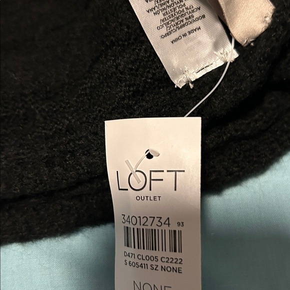 LOFT | Accessories | Loft Black Knit Hat And Scarf Set Nwt | Poshmark